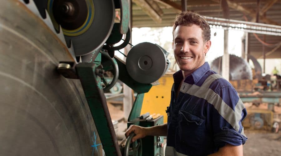How to Become a Tradie in Australia